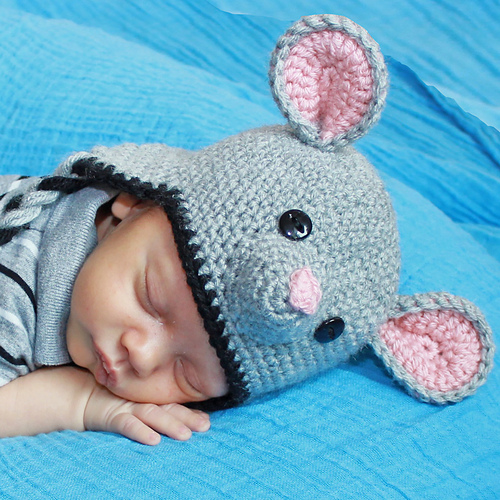 Ravelry: Mouse Hat pattern by Joni Memmott / BriAbby