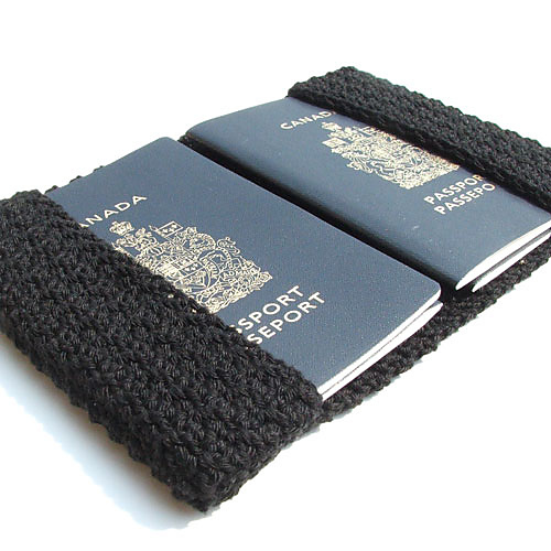 Ravelry: Passport Cover pattern by Tara Schreyer