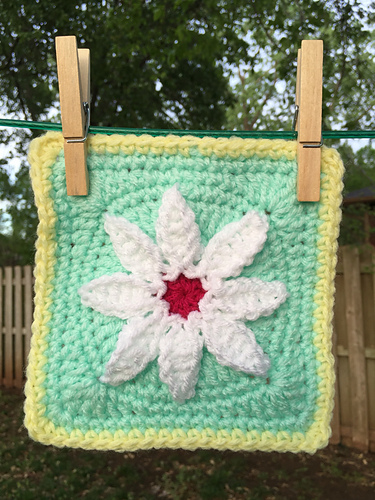 Ravelry: Bellis Perennis Afghan Square pattern by Melinda Miller
