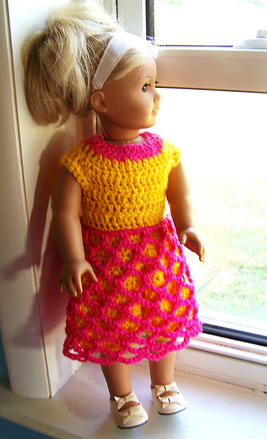 Ravelry: August Bliss Fishnet Doll Dress pattern by Tennyemaye ...