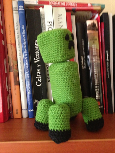 Ravelry: Minecraft: articulated creeper pattern by Teresa Alvarez