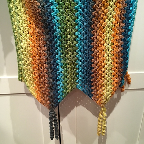 Ravelry: triangular rectangular granny shawl pattern by Teresa Alvarez
