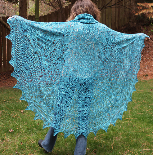 Ravelry: Event Horizon Pi Shawl pattern by Donna Druchunas