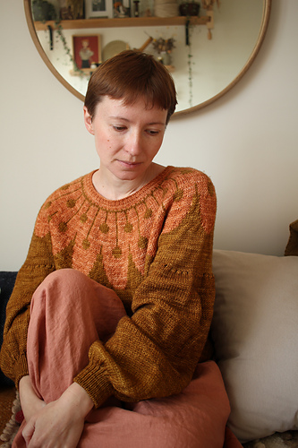 Ravelry: Blath flower sweater pattern by Teti Lutsak