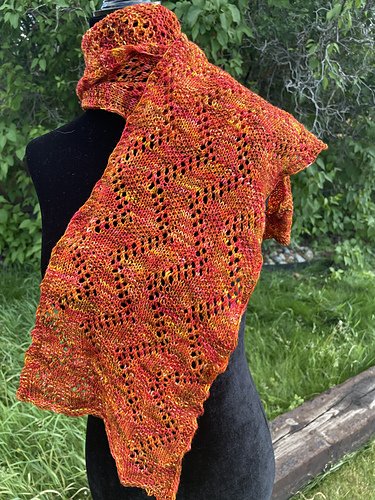 Ravelry: Firefall Scarf pattern by Sarah Kain