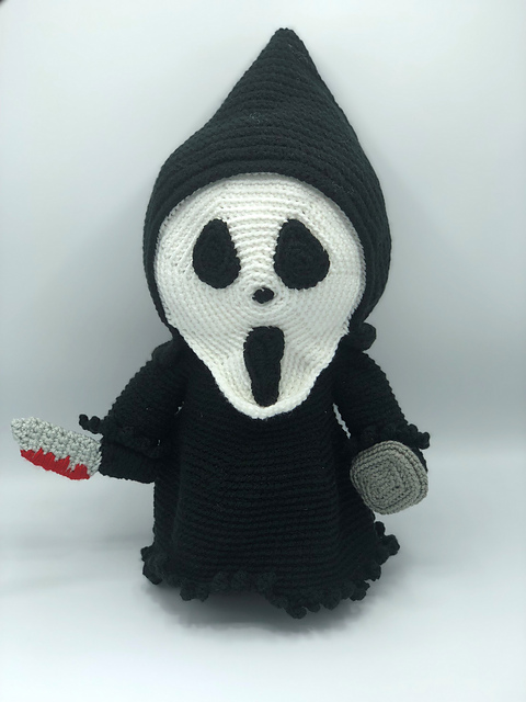 Ravelry: Billy (Ghostface) pattern by Nicole Ball