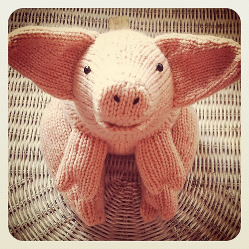 Ravelry: Squeeeeal! pattern by Sara Elizabeth Kellner