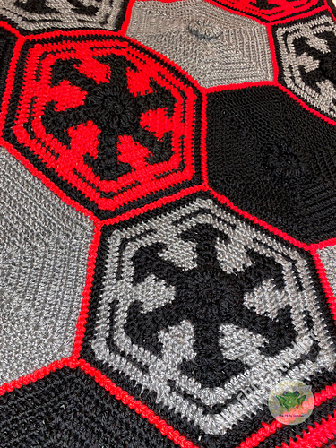 Ravelry: Star Wars Sith Logo pattern by Elizabeth Gray