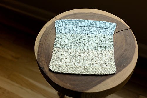 Ravelry: Wavy Rib Washcloth pattern by The Blue Mouse