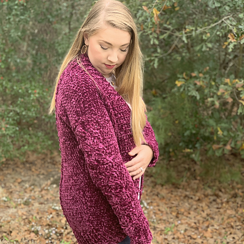 Ravelry: Velvet Love Cardigan pattern by Taylor Mullins