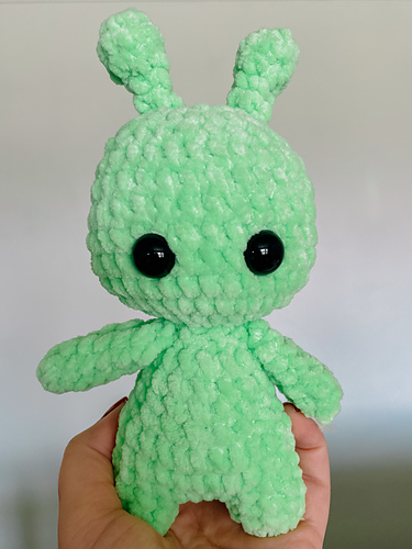 Ravelry: Friendly Alien pattern by Kali Dahle
