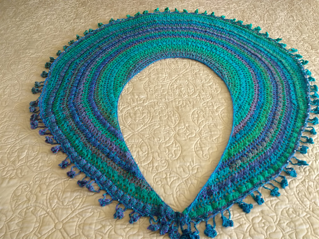 Ravelry: theknittednest's Mezzaluna (Crescent Moon) Wrap