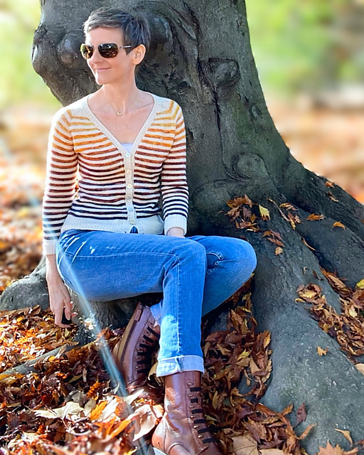 Ravelry: Style Me Up Cardigan pattern by Bettina Wenko