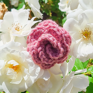 Ravelry: Assorted Rose Bouquet pattern by Shannon Holding