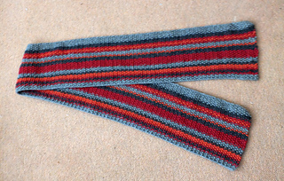 Ravelry: themightyshrub's Vertical Stripe Scarf