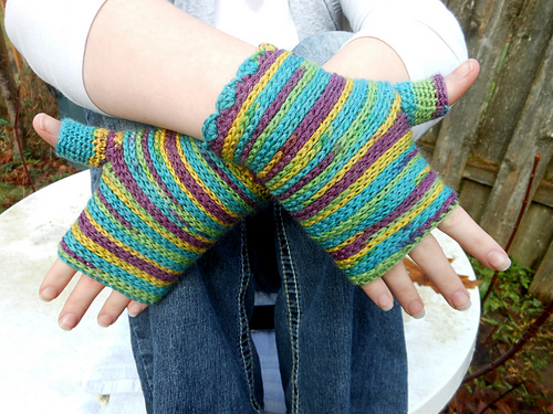 Ravelry: Crochet Text Me Gloves - Short, Medium & Long pattern by Darla ...