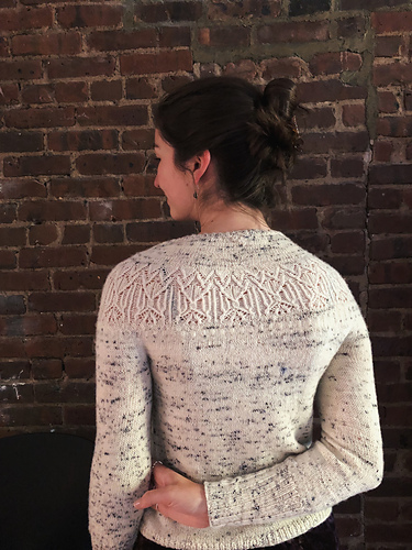 Ravelry: Zweig pattern by Caitlin Hunter