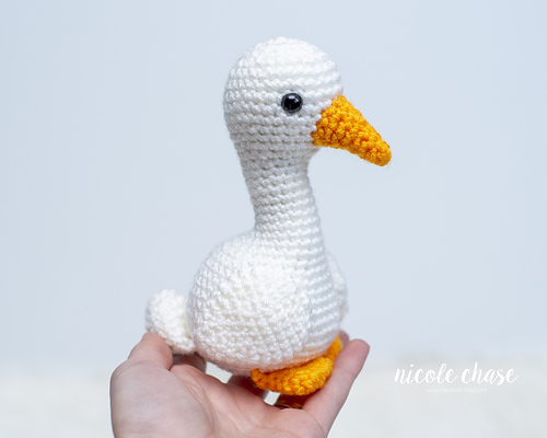 Ravelry: Gwen the Silly Goose pattern by Nicole Chase