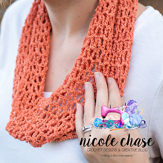 Ravelry: Lindy Lace Cowl pattern by Nicole Chase
