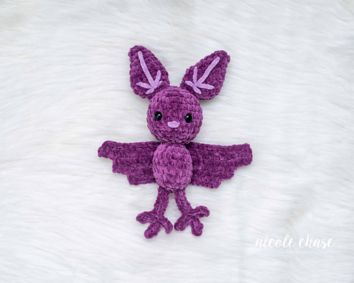 Ravelry: Baxter the Hanging Bat pattern by Nicole Chase