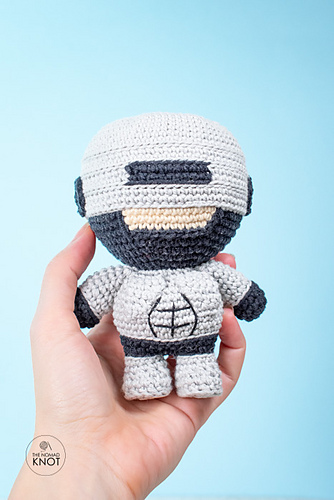 Ravelry: Robocop amigurumi pattern by Ana Carolina