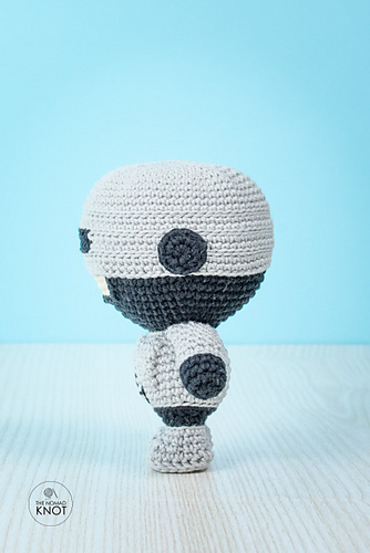 Ravelry: Robocop amigurumi pattern by Ana Carolina