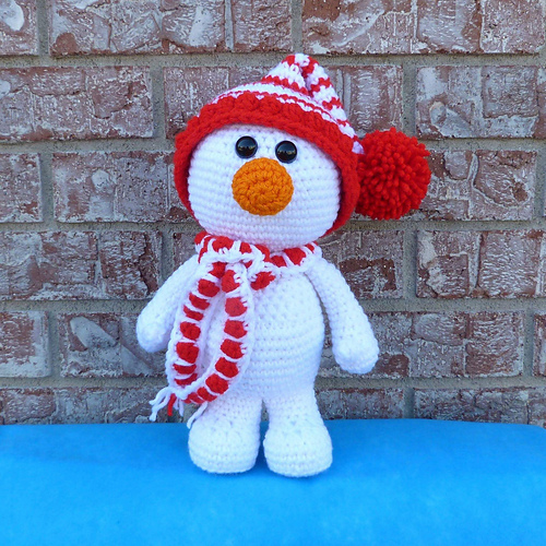 Ravelry: Oatmeal the Snowman Amigurumi pattern by Mary Smith