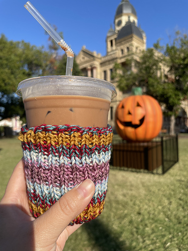 Ravelry: No Sweat Cup Cozy pattern by Lynette Vierra