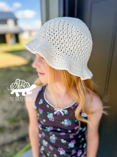 Ravelry: Country Cottage Sun Hat pattern by The Turtle Trunk
