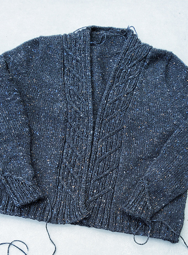 Ravelry: Winding Bands pattern by Claudia Eisenkolb