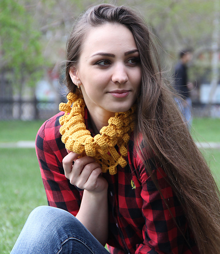 Ravelry: Shining Octopus Cute Cowl pattern by LadushkaCrochet