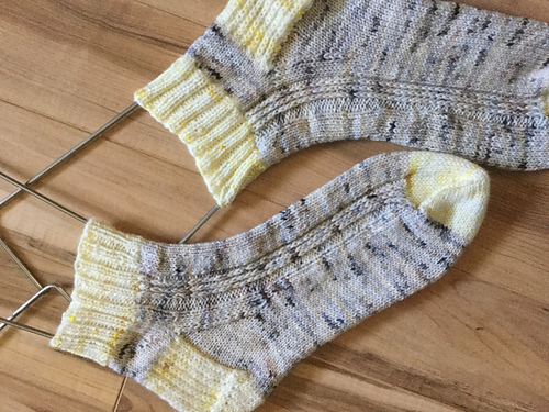 Ravelry: Sanderson Sisters pattern by Sara Glavas