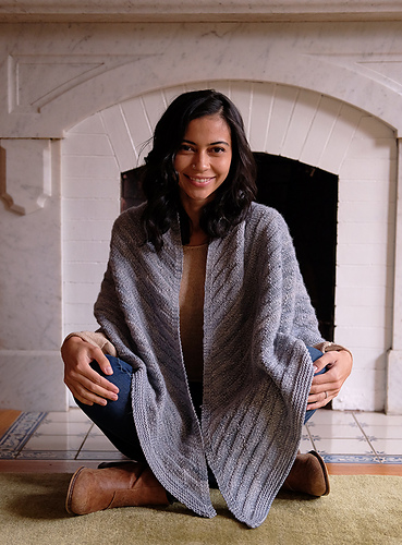 Ravelry: Eda Worsted pattern by Beatrice Perron Dahlen