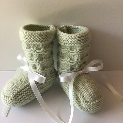 Ravelry: Playmates pattern by Paragon