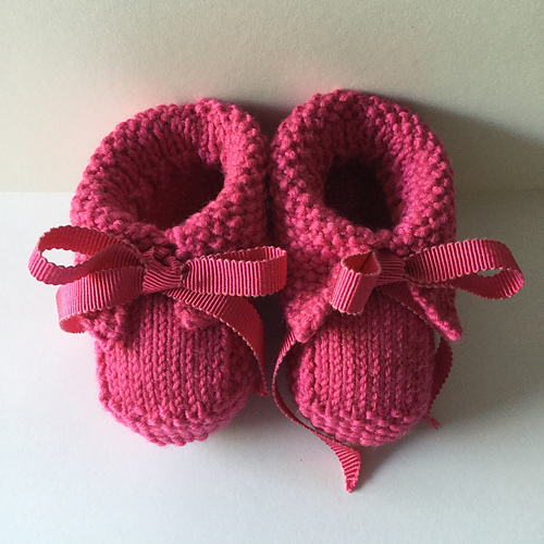 Ravelry: Baby Bunting pattern by Paragon