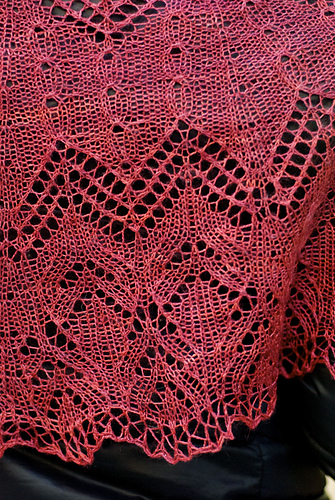 Ravelry: Irene Adler pattern by Kirsten Kapur