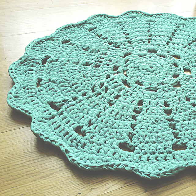 Ravelry: Doily Rug pattern by Ana Tenorio