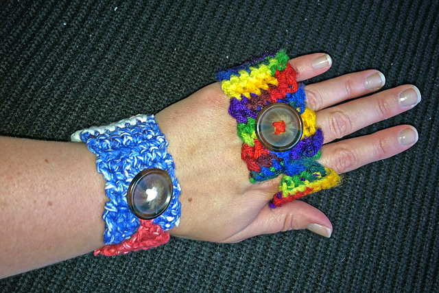 Ravelry: Simple Wrist Cuff pattern by Tia Davis