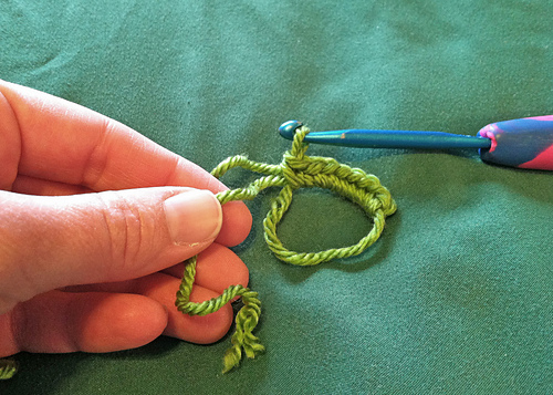 Ravelry: Magic Loop Tutorial pattern by Tia Davis