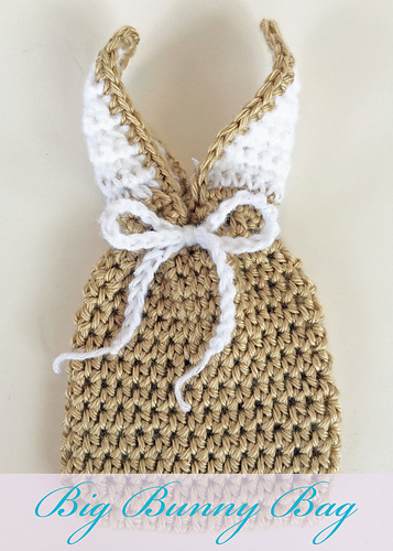 Ravelry: Bunny Treat Pouch pattern by Tia Davis