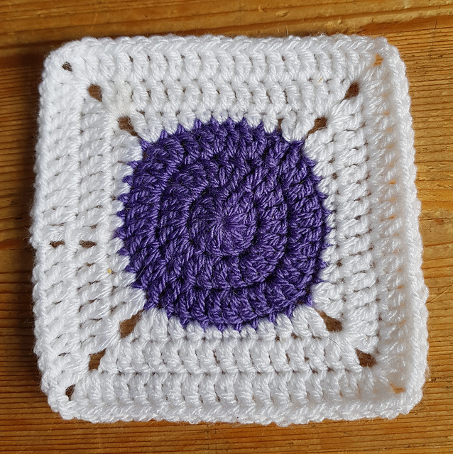 Ravelry: Tina's Spot Square pattern by Tina Thompson