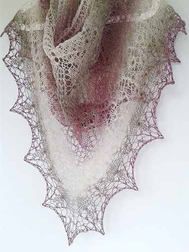 Ravelry: Grouchy Geisha pattern by Marisa Hernandez