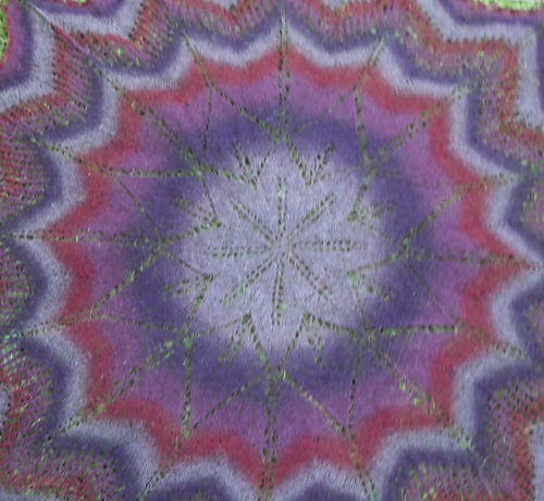 Ravelry: Tähtihuivi pattern by Tiiheli