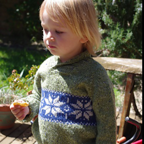 Ravelry: Matariki pattern by Sarah Wright
