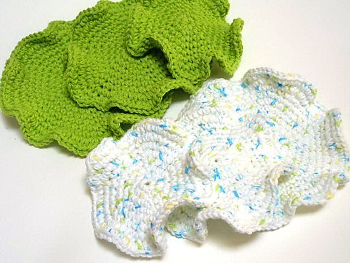 Ravelry: Ruffled Round Scrubbie Dishcloths pattern by Timary Peterson