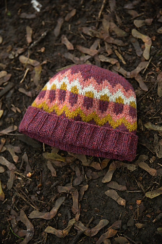 Ravelry: Rockfall Hat pattern by tincanknits