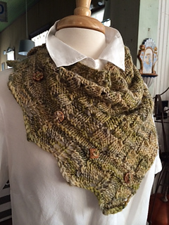 Ravelry: Tinsmith's Triangle pattern by Wendy Solberg