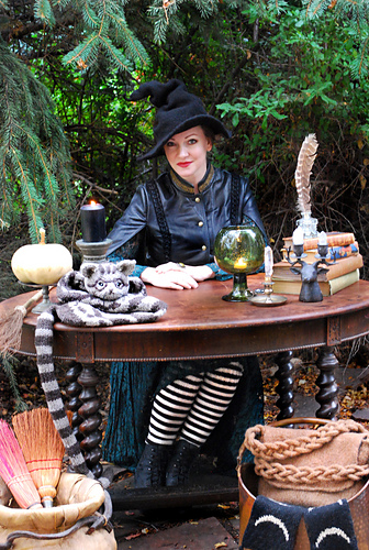 Ravelry: broom riders pattern by tiny owl knits