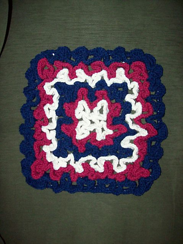 Ravelry: Wiggly Waves Trivet pattern by Melinda Wigington