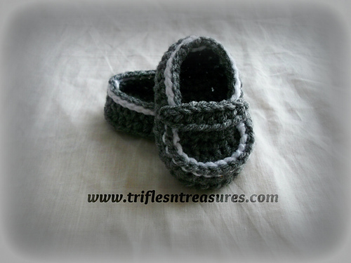 Ravelry: Little Loafers pattern by Tera Kulling